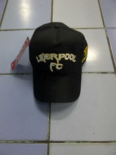 Jual Jersey Jaket Sweater Sepatu Grade Ori (2B9F2A90): ready topi klub ...