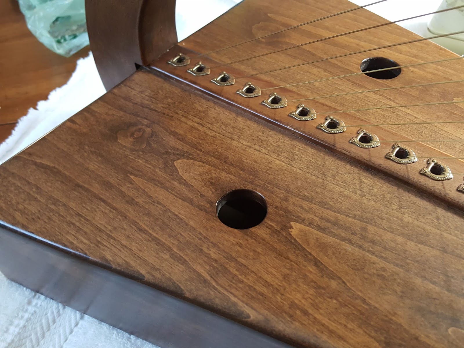 HARP IN LA HARP INFO #2: JAY WITCHER WIRE-STRUNG LAP HARP (20) #731