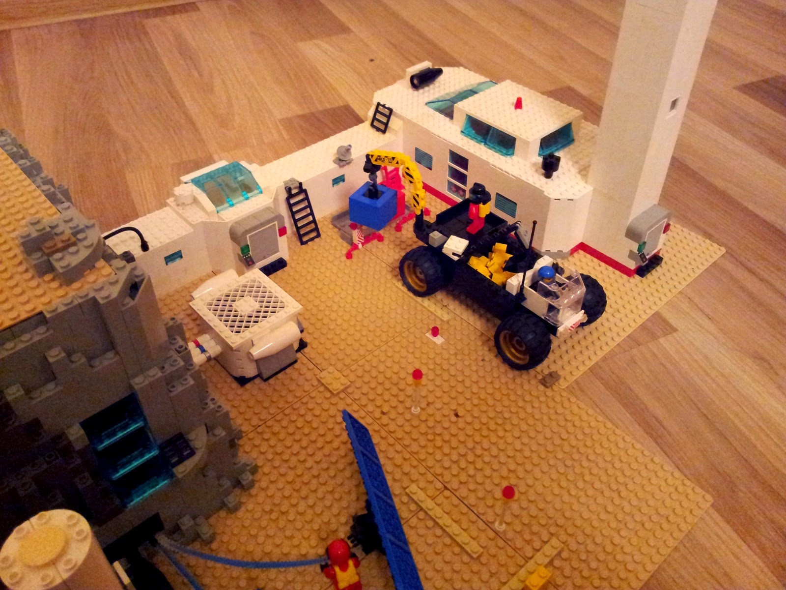 My LEGO Mars colony #2 | human Mars