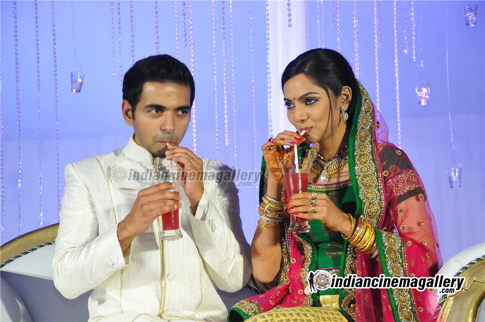 MalluZ WorLd: SaMVriTHa SuniL MaRRiaGe ReCePTioN PHoTo'Z