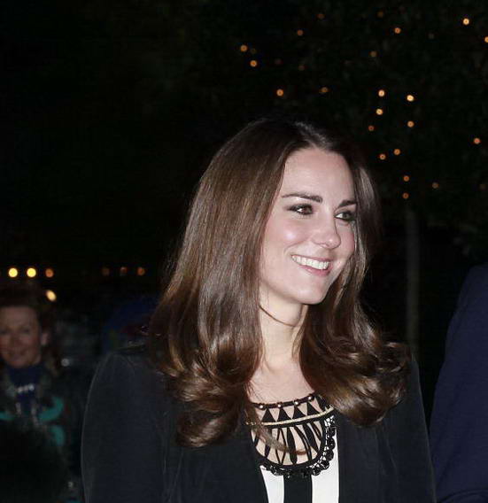 Kate Middleton Is Cute (smile Cutie Pictures) 87pics » Mayweather VS Ortiz
