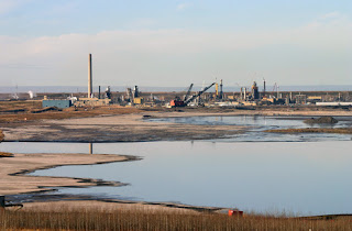 Oil Sand Box: Oil sands tailings technology