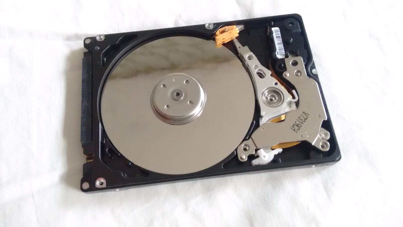 PP Aprende: Como Abrir Um HD de Notebook