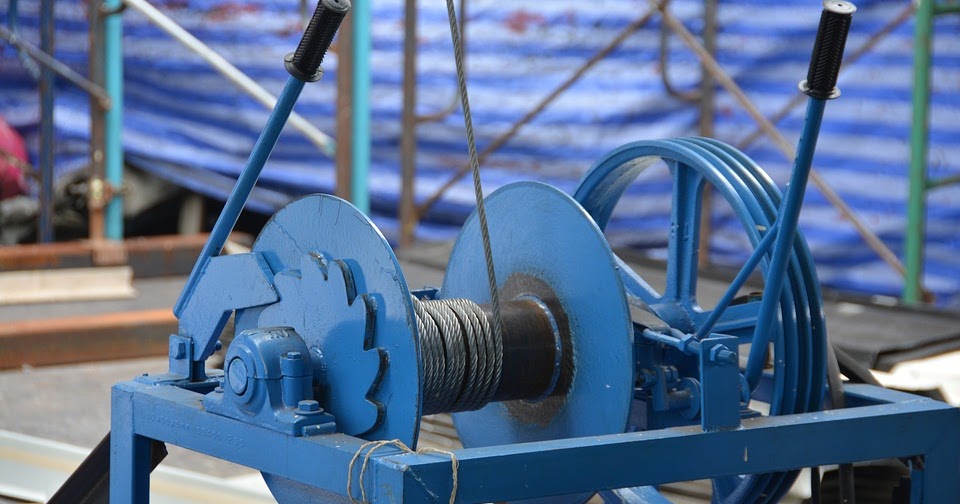 roda.kencana.mas: Pengertian dan Prinsip Kerja Hoist Crane