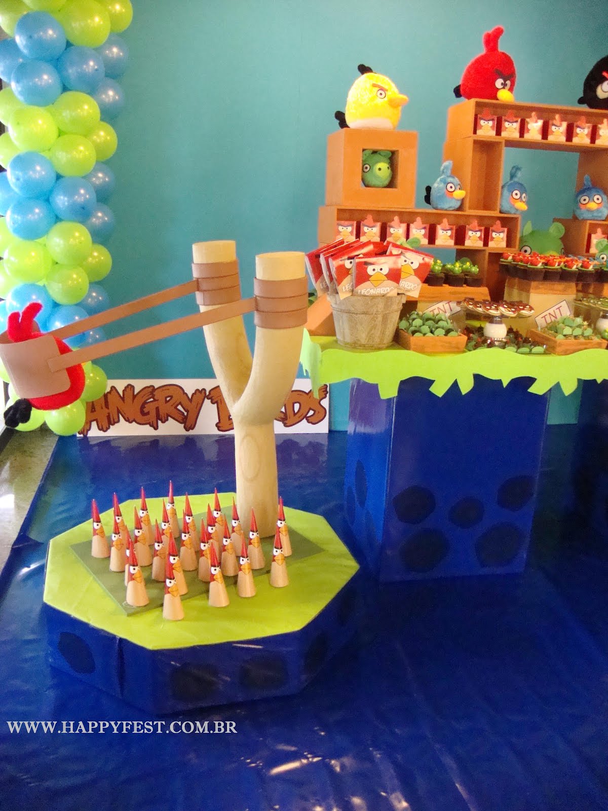 HAPPY FEST: ANGRY BIRDS PARTY