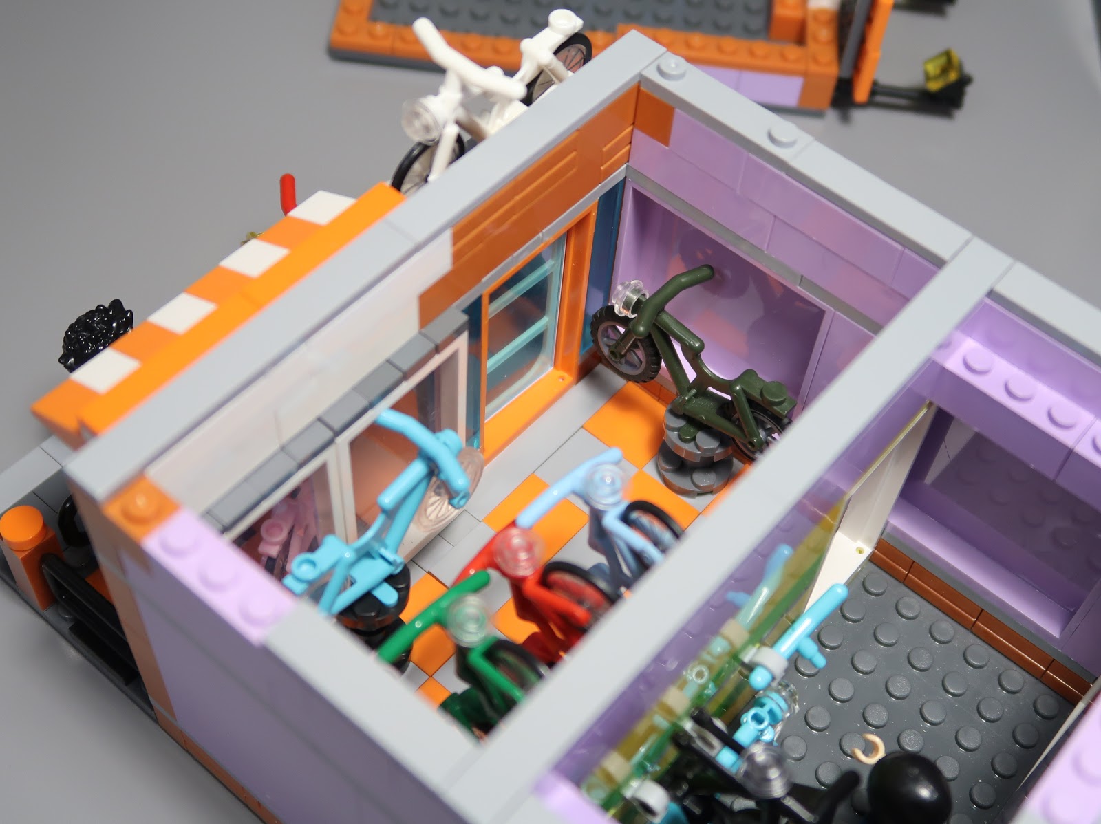 Bricks And Figures: Bike Shop MOC (Temporary Build)