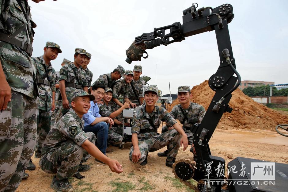 Asian Defence News: Chinese PLA military robots