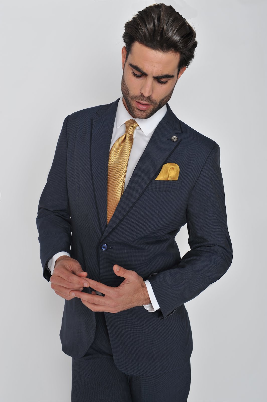 ALEXANDER PAUL FEATURES, ALEJANDRO MONTESINOS: ALEXANDER PAUL , AMERICA ...