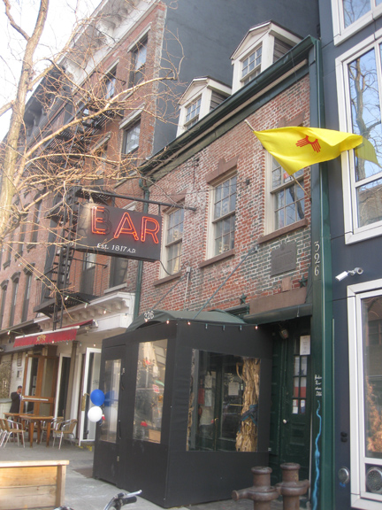 Right Here NYC: The Ear Inn