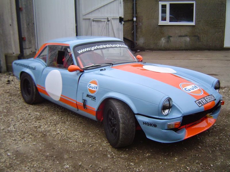 CARHUNTER : BABY BLUE AND ORANGE - GULF RACING