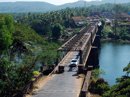 Jeevan's KALLI VALLI : Old photos from Kannur 1901-02
