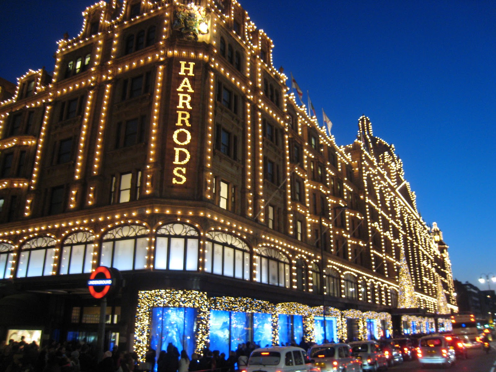 Deborah Claire Millsop: Spina Design Harrods Christmas Windows