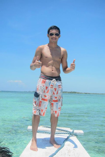 Hunks in Pictures: August 2012