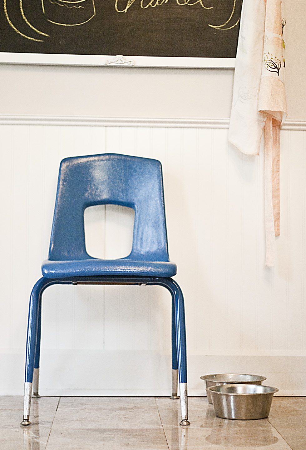 Double Dip of Hip: Deep blue chair