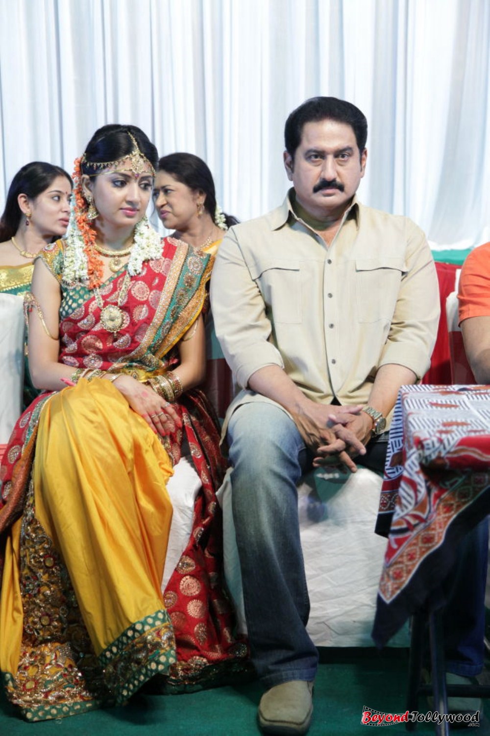 tollyimg: Aadu Magaadra Bujji Logo Launch Photos