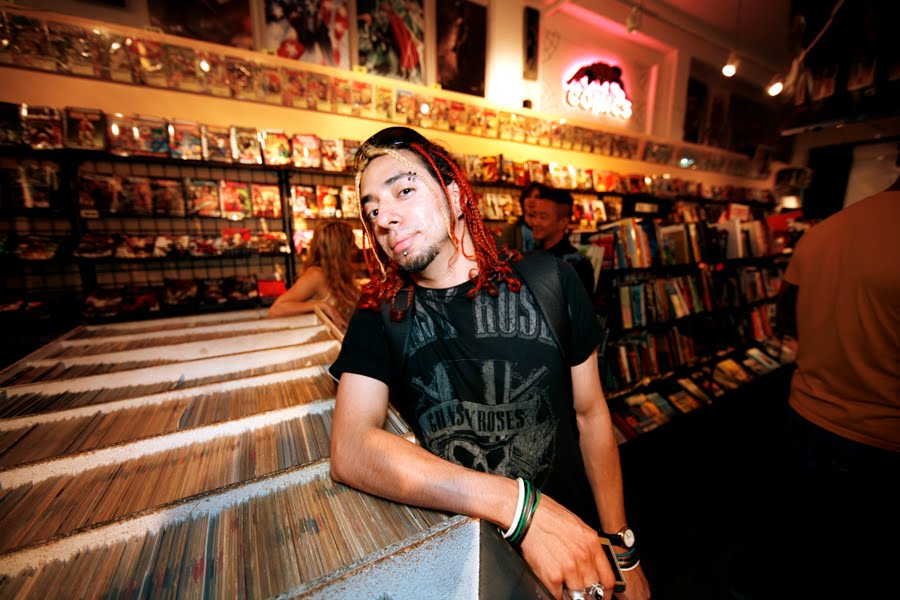 lloyd-johnson-photo-events-2008-nerd-core-calendar-release-party