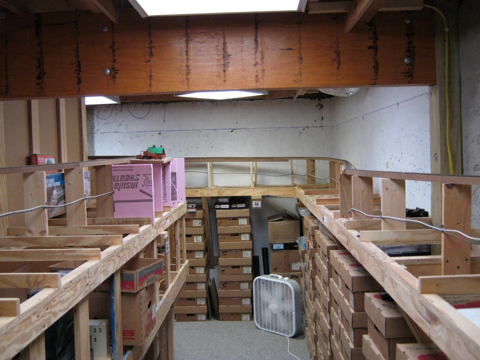 The Model Railroader's Notebook: The Willamette River Railway - Spline ...