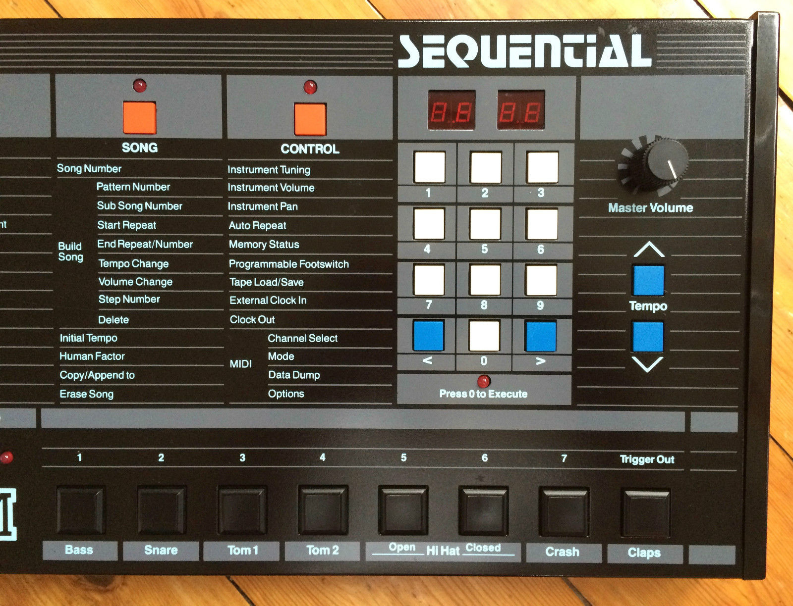 MATRIXSYNTH: SEQUENTIAL CIRCUITS TOM