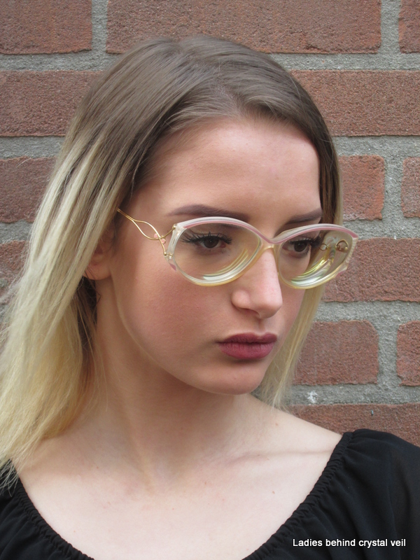 Gracious ladies behind crystal veil: april 2018