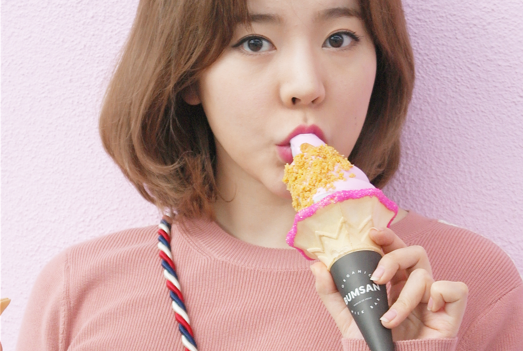 Have some ice cream with SNSD's Sunny - Wonderful Generation