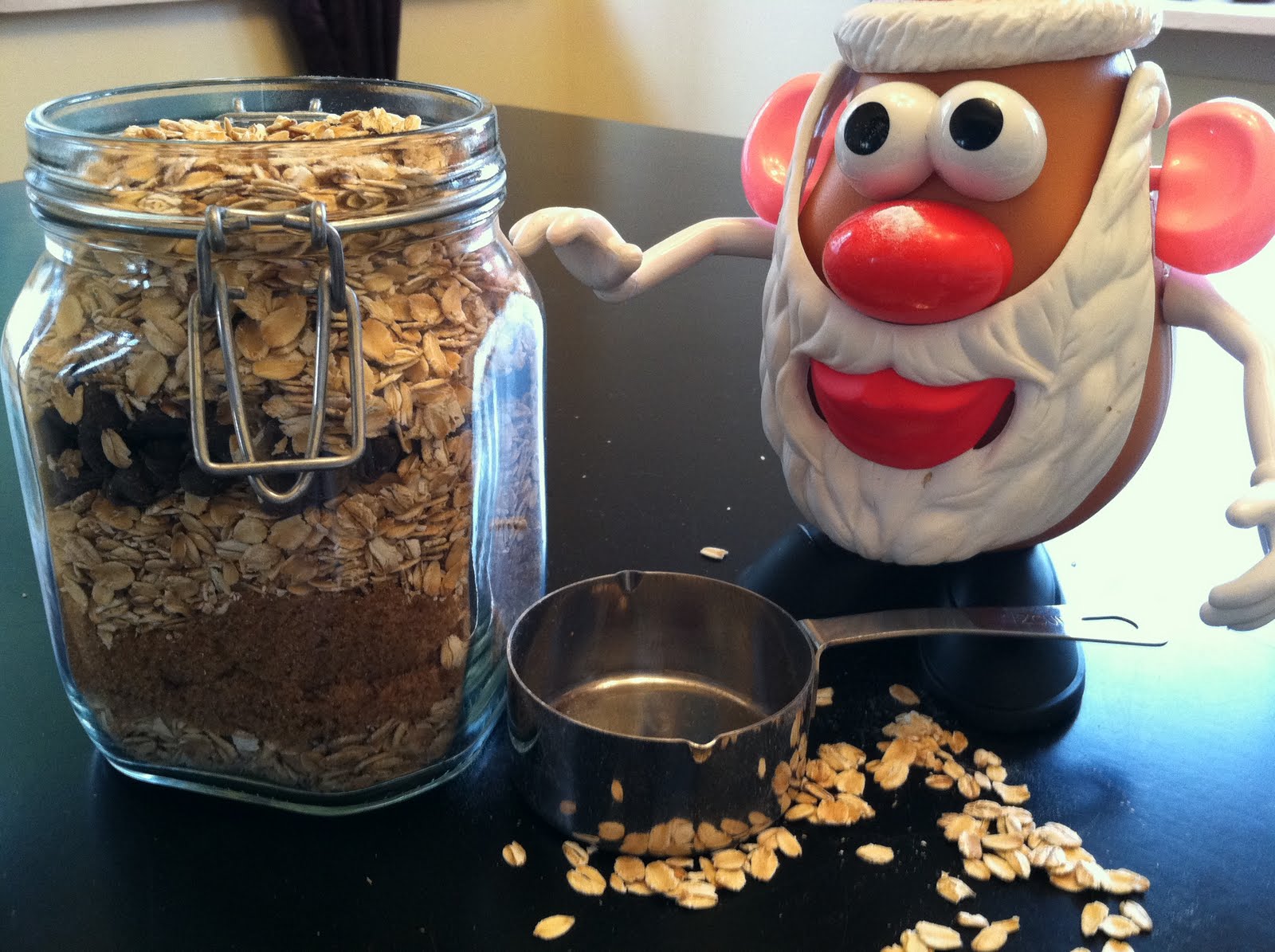 Angie's Domestication Station: Santa Potato Head's Oatmeal Cookie Jar Mixes