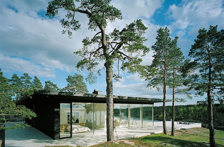 art 4 logic: Luxurious Swedish Dream House On A Lake