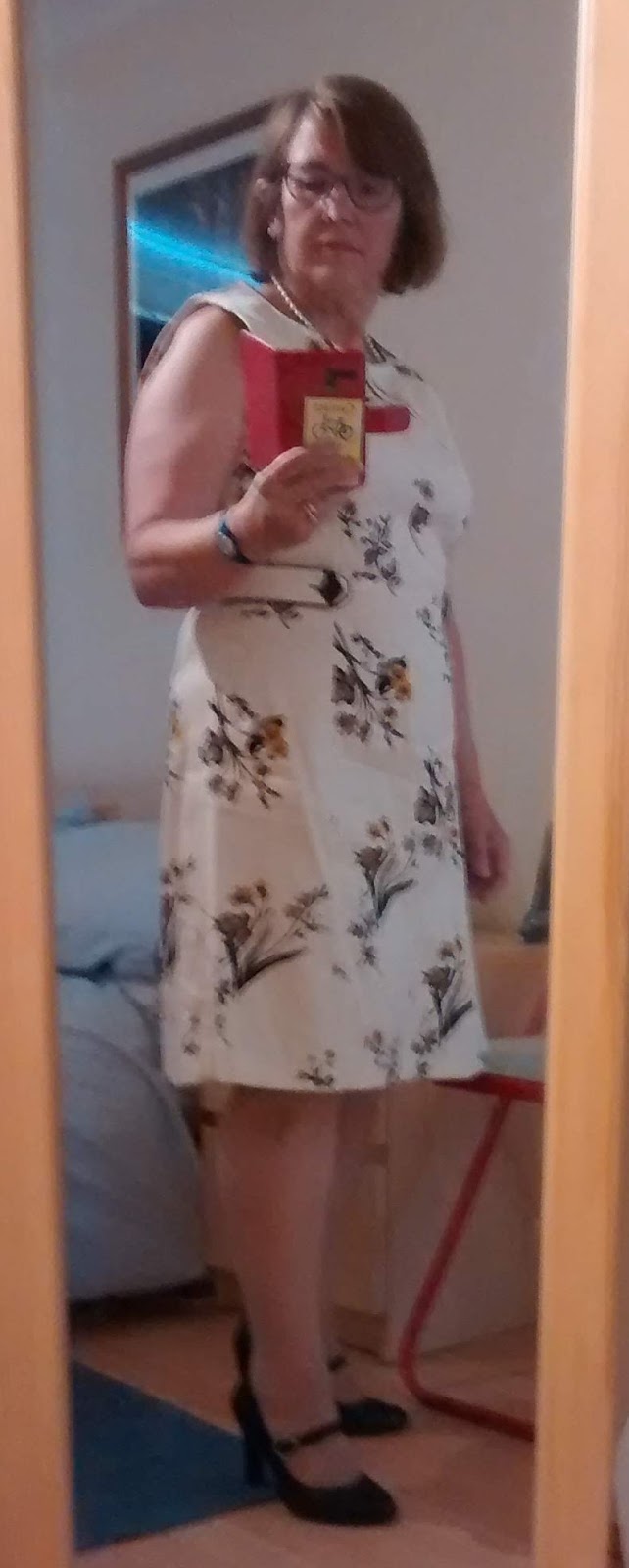 Tracing Rainbows: Going Doolally Whilst Haring About In The Heat