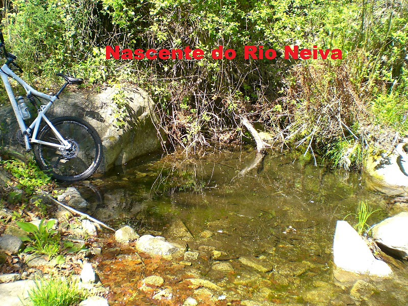 Btt - Lage: À Nascente do Rio Neiva e Outros Lugares do Alto...