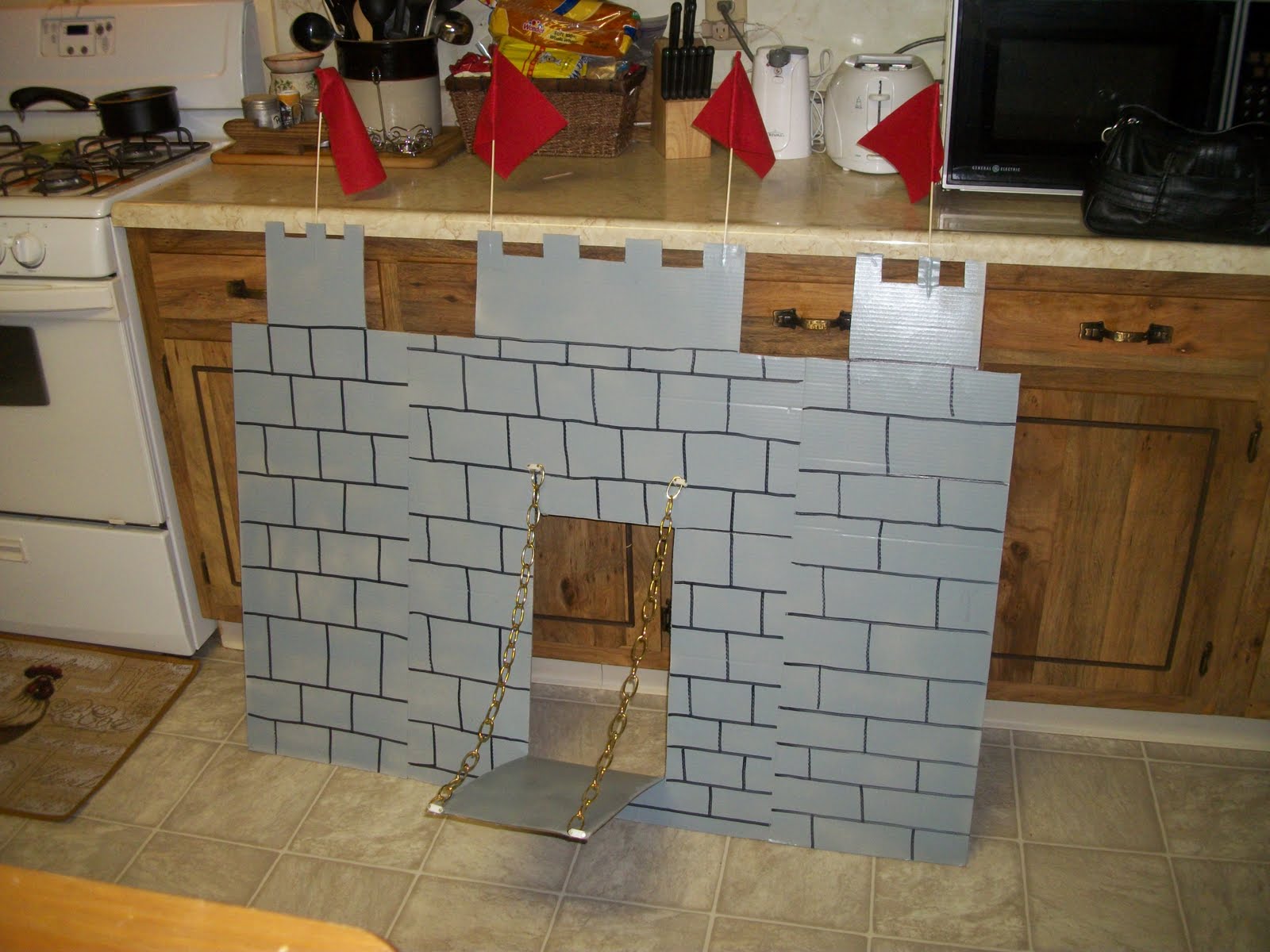 Super mom *without a cape*: Trunk or Treat Castle Theme