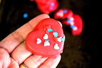 Chocolate Mini Heart Cakes - A Bountiful Love