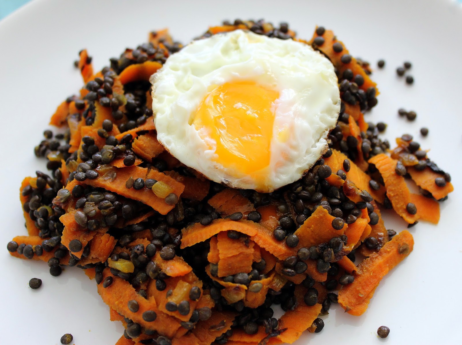 Cooking with Šůša : Kořeněná černá čočka s mrkví