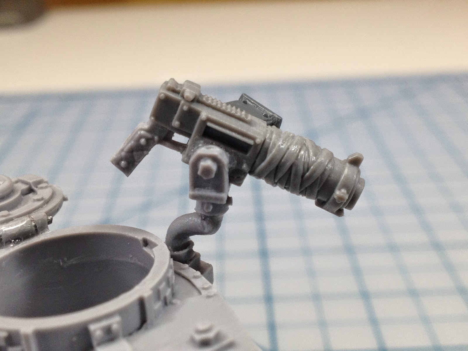 'So, ... I play this game': WIP: Grot Kommand Tank Prep & Conversion