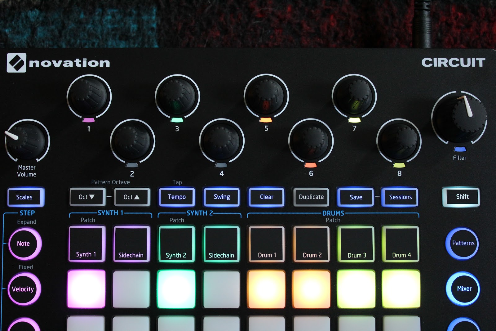 MATRIXSYNTH: MATRIXSYNTH Review and Overview of the Novation Circuit