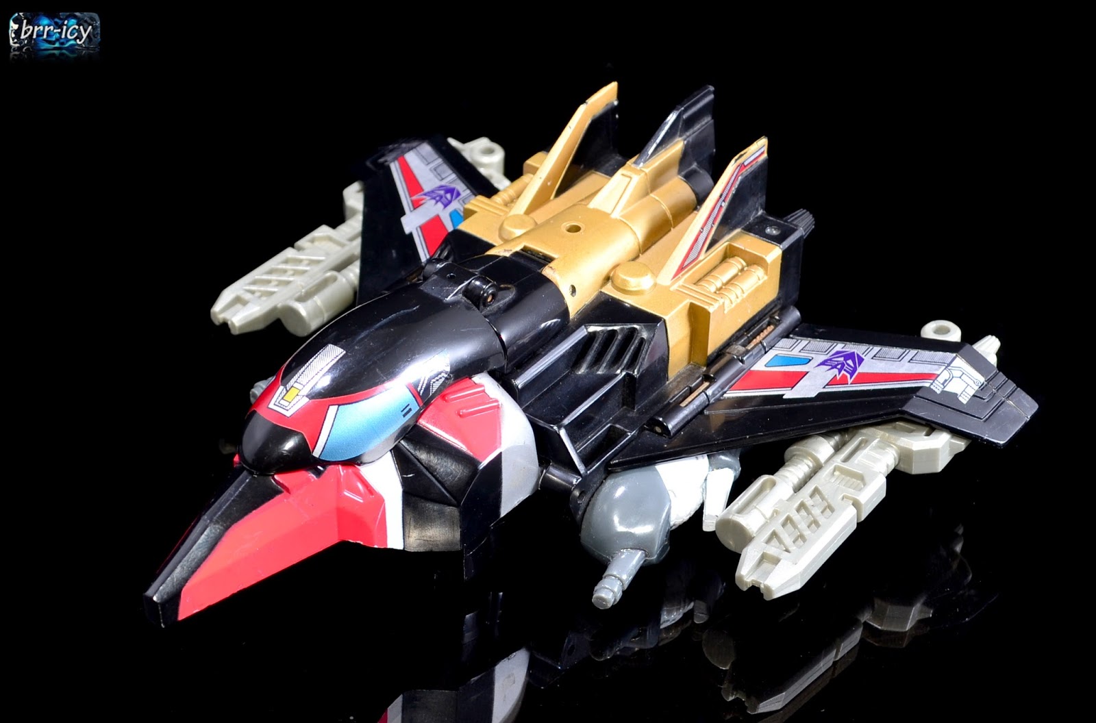 Brr-icy's Transformers Reviews: Victory Crossformers: Blue Bacchus and ...