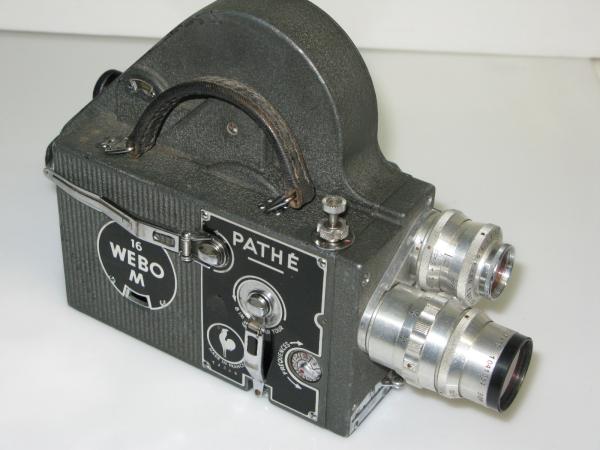 ANYEYE: La caméra Pathé est fixé