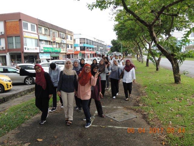 Walk Walk: Visit to IPK Sarawak [Construction Management Masters Students]