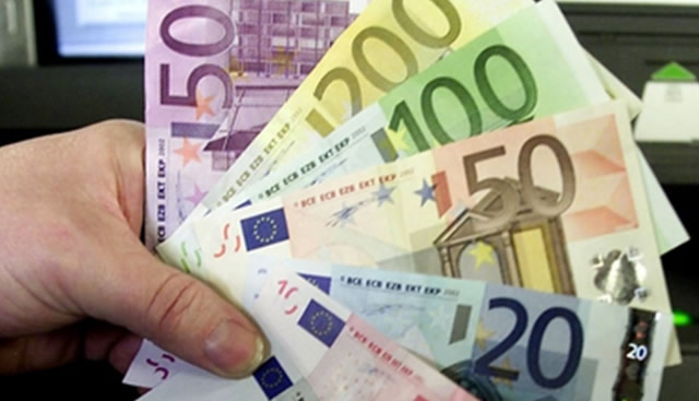 Comprar Euro No Brasil Ou Na Europa Celina Tours BLOG comprar-euro-no-brasil-ou-na-europa-celina-tours-blog