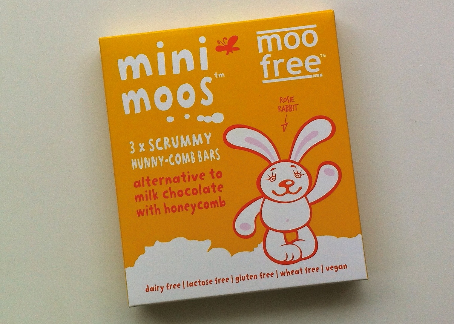 VEGANOO Vegan Reviews: Review: Mini Moos chocolate bars