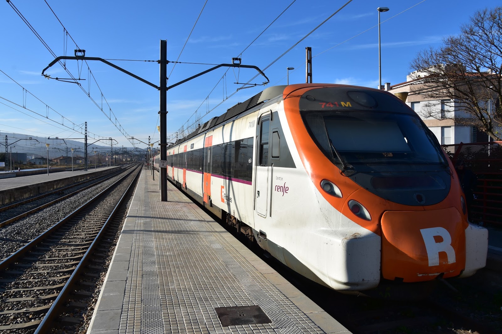 Trains and other things: Barcelona to Madrid by AVE S103