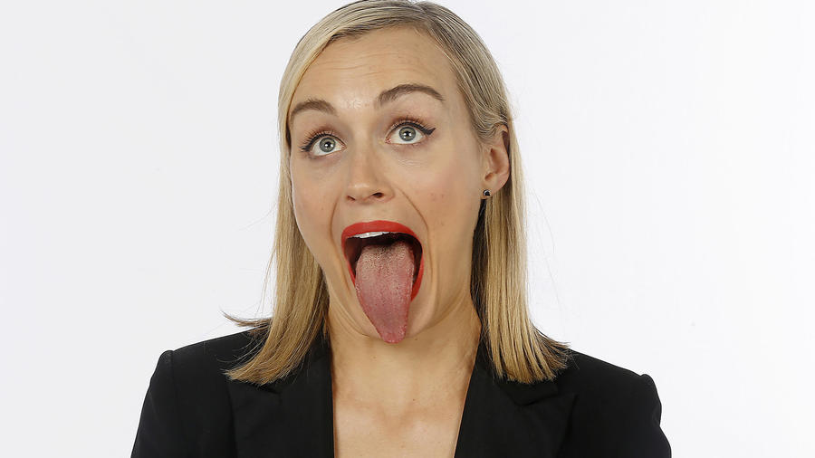 This Is What Your Tongue-Type Says About Your Personality - FeWya