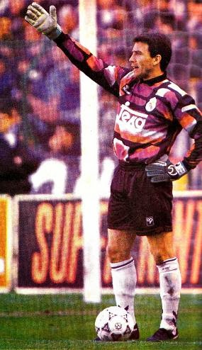 Porterazos de los 90 las mejores fotos de los mejores porteros.: Paco Buyo