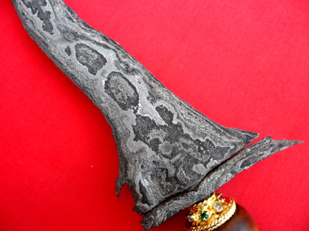 PusakA BudayA NusantarA: SUMUR BANDUNG (klik di sini)(sold out)