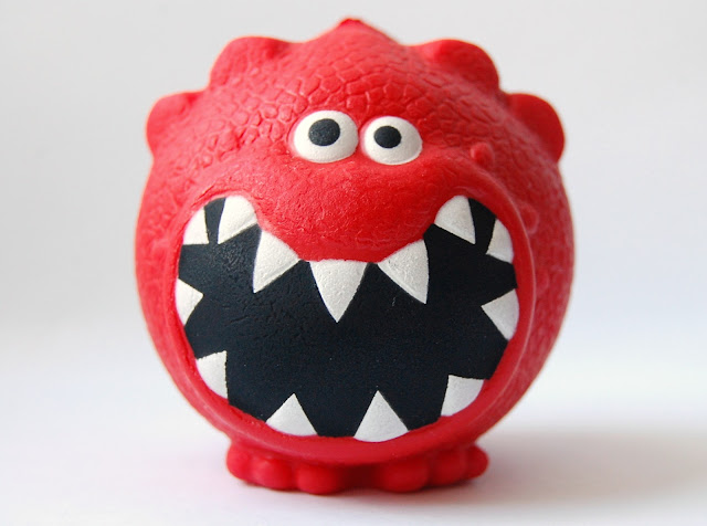 clouds and cuticle oil | uk beauty blog: red nose day