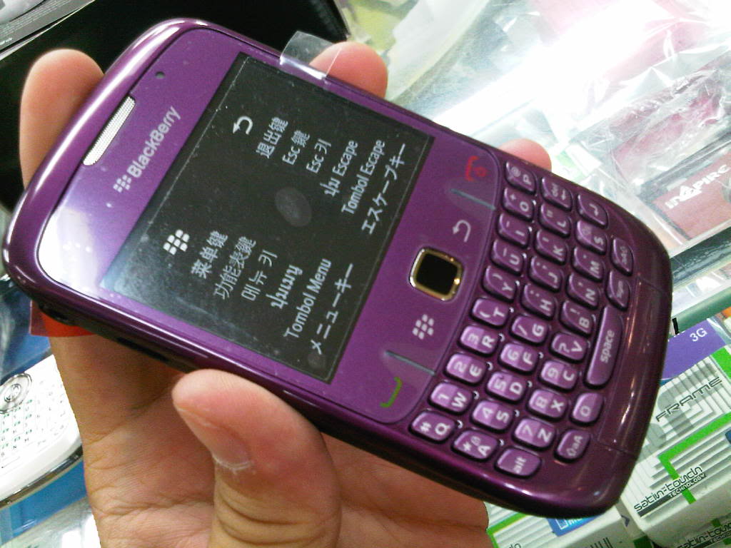 Sweetie shop: BlackBerry Gemini Curve 8520 Price:Rp.1.350.000,-