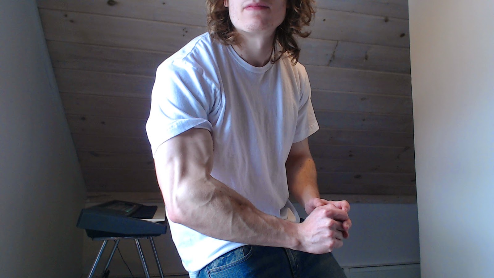 Smokemymarc Muscle Cam Model: March 2015