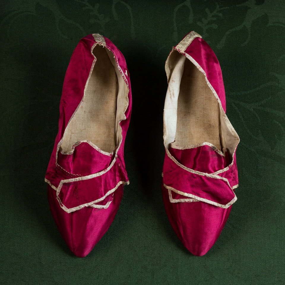 SilkDamask : More Red Georgian Shoes