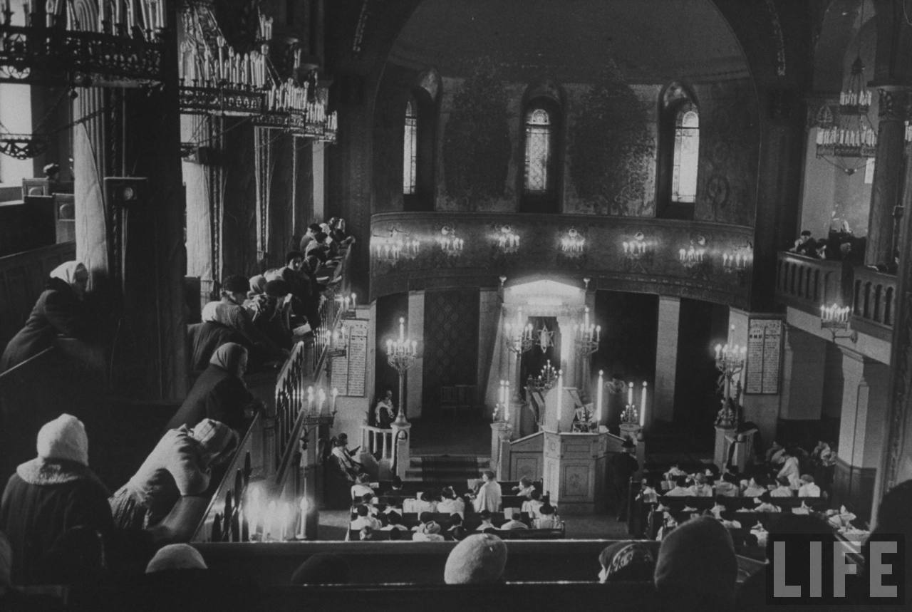 Rarely Seen Vintage Photos of Soviet Jews in 1959 ~ Vintage Everyday