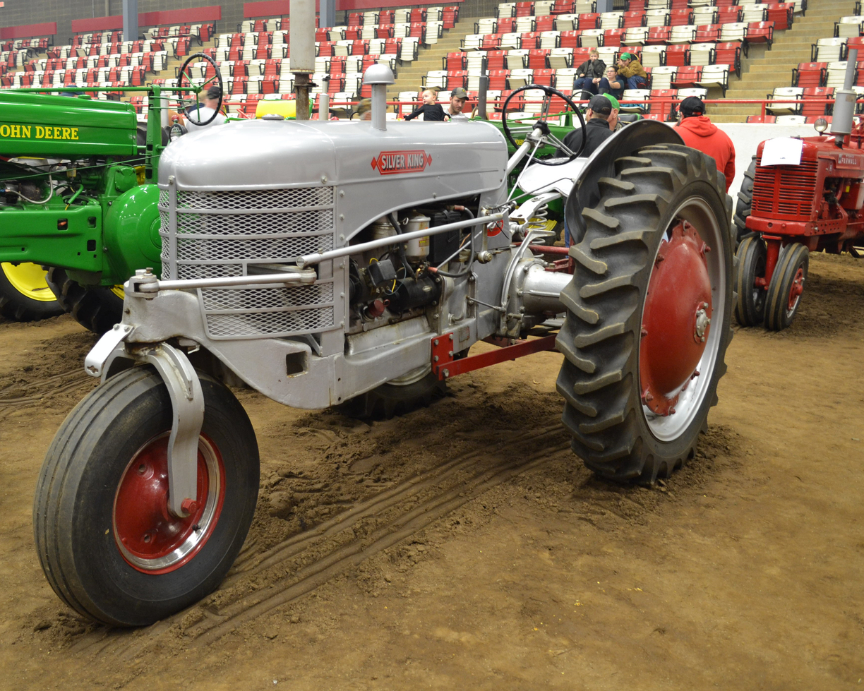 A Born Again Roman: Plymouth-Silver King tractors