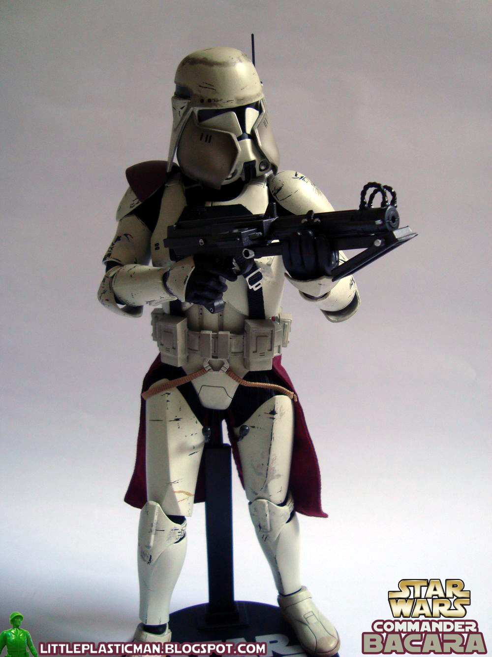 Little Plastic Man Toy Blog and Review Singapore: Sideshow Commander Bacara