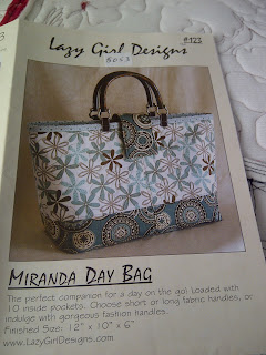 Second Story Quilting: Miranda Bag by Lazy Girl ....in Poppies